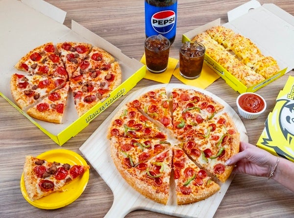 Hungry Howie s Pizza Pizza Pizza Delivery Takeout Near Me